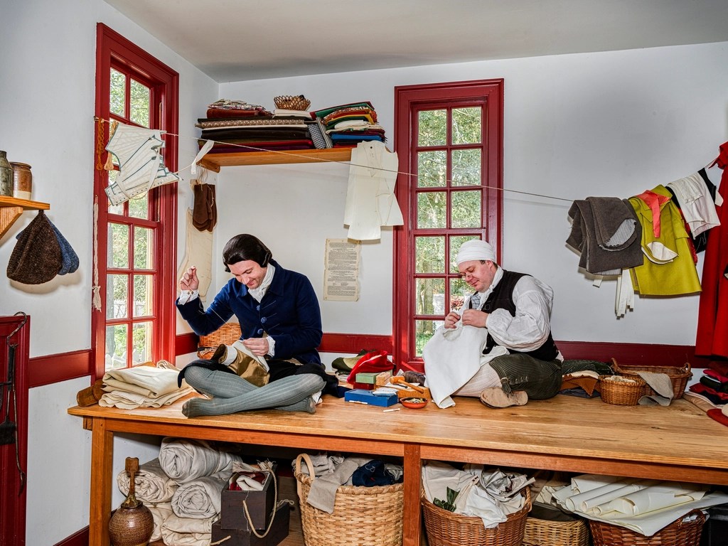 The Guild of Colonial Artisans and Tradesmen, 1607–1783: Honoring ...